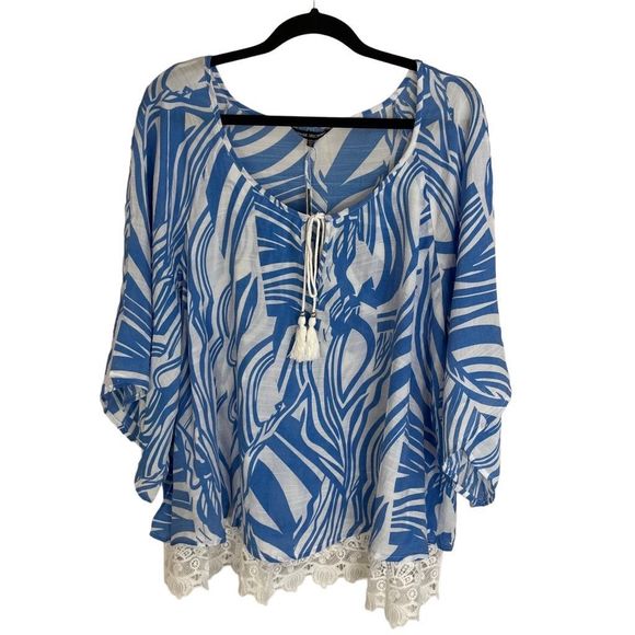 Unique Spectrum | Tops | Unique Spectrum Blue White Printed Lace Hem ...
